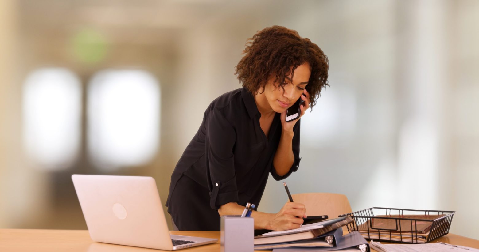Devenez un assistant virtuel performant et compétitif - Travay Lakay Devenez un assistant virtuel performant et compétitif - Travay Lakay